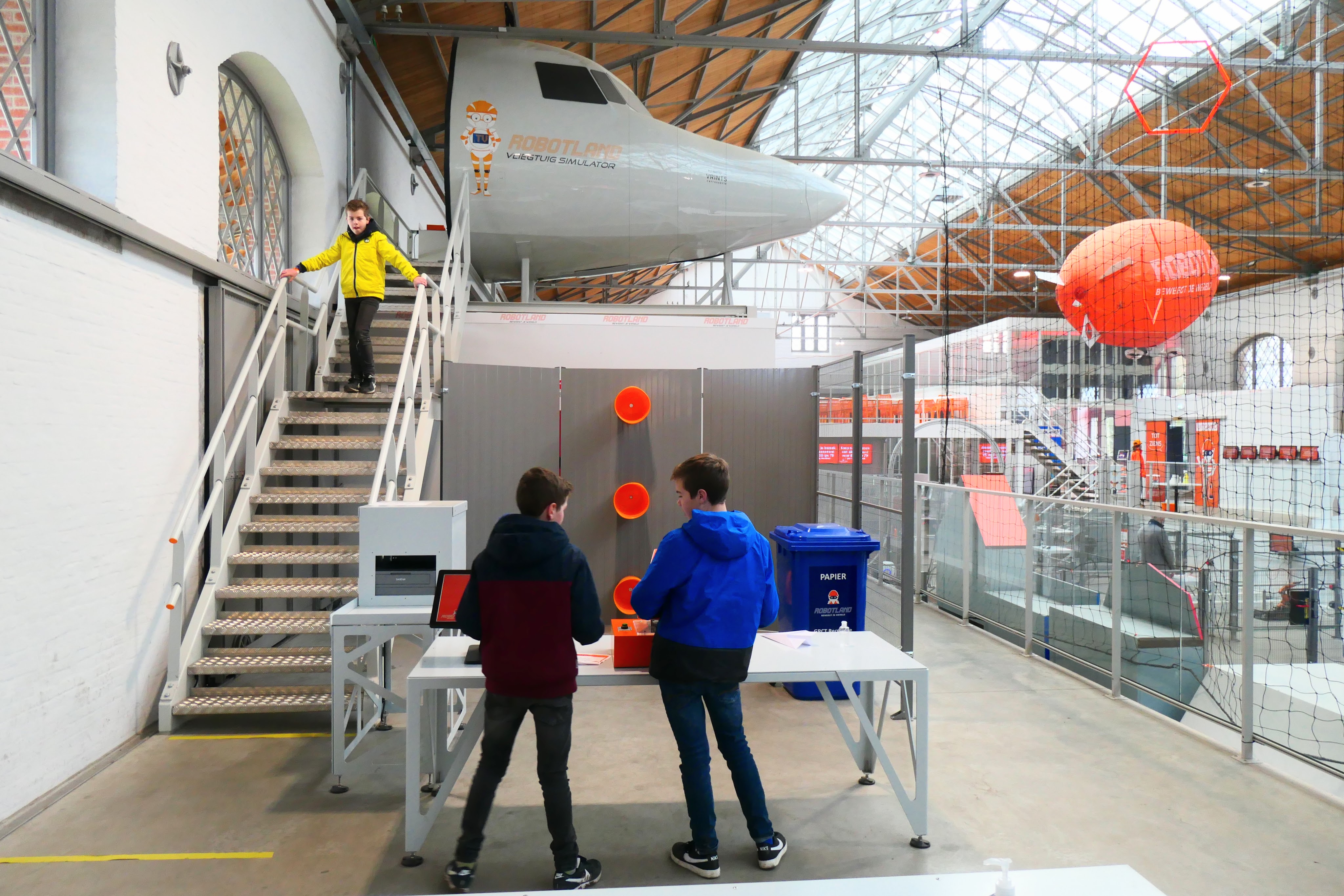 Robotland: technology is fun!